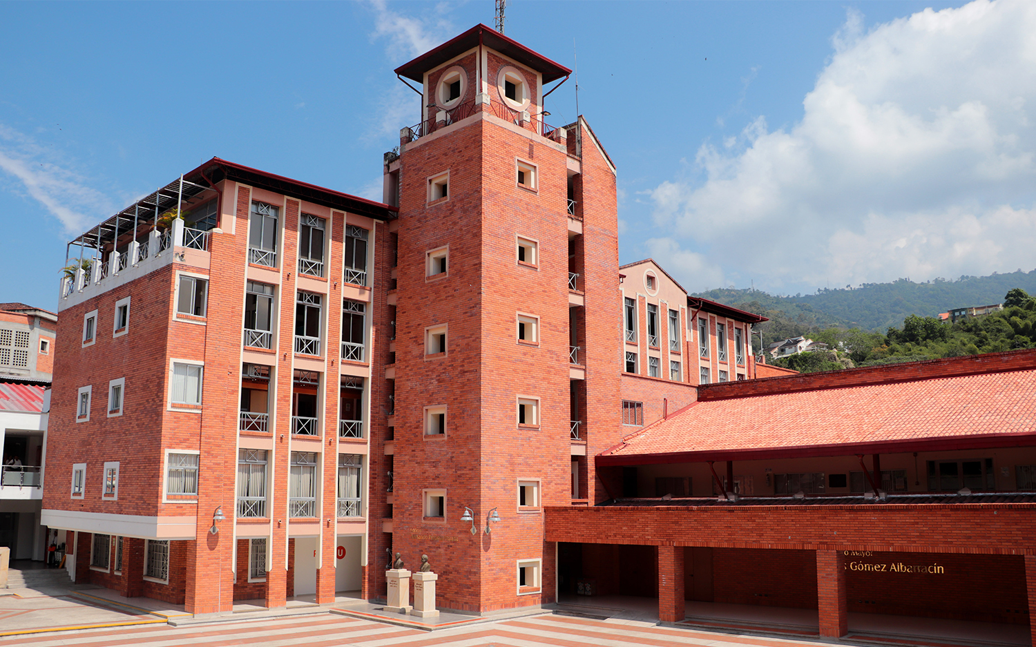 UNAB entre las 25 mejores universidades del país según Ranking QS ...