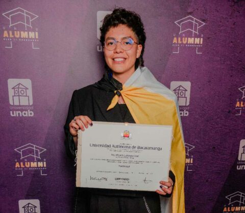 Sac del Río Guevara, la primera persona con un título no binario de la UNAB | Quiero ser UNAB